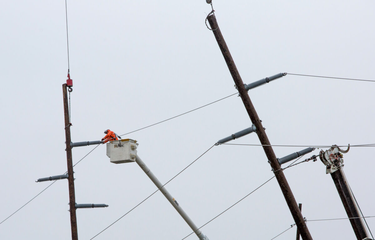 6,650 still without power after tornado in Northern Utah | News, Sports ...
